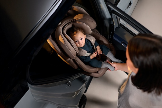 Maxi-Cosi Emerald 360 Pro - fotelik samochodowy od 40 do 150 cm | Mama i Ja
